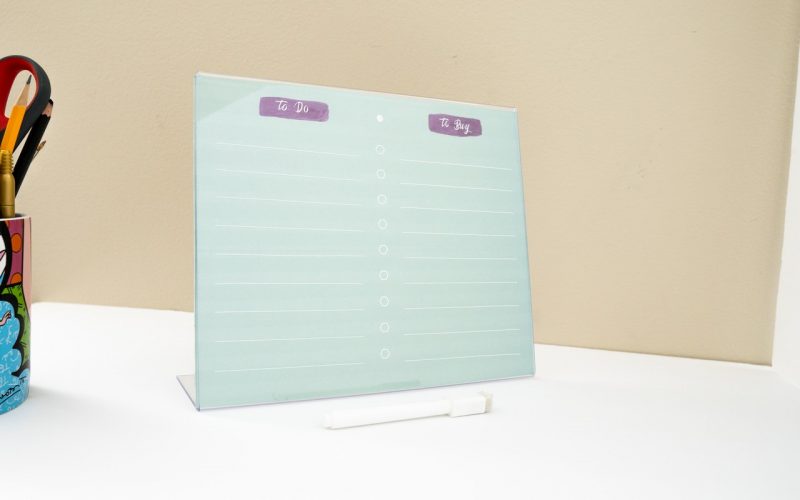 Table Top Dry Erase board using Acrylic Photo Frame - The Nomad Studio