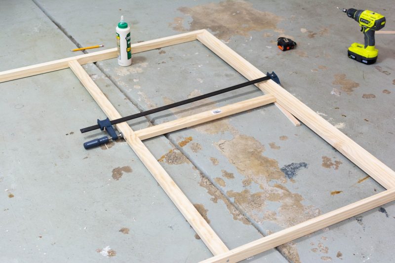 How to build a large canvas for painting - The Nomad Studio