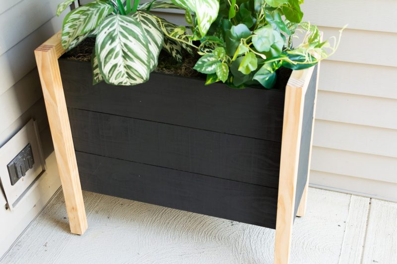 Spruce Up Your Porch with a DIY Planter Box - INDOOR/OUTDOOR - The ...
